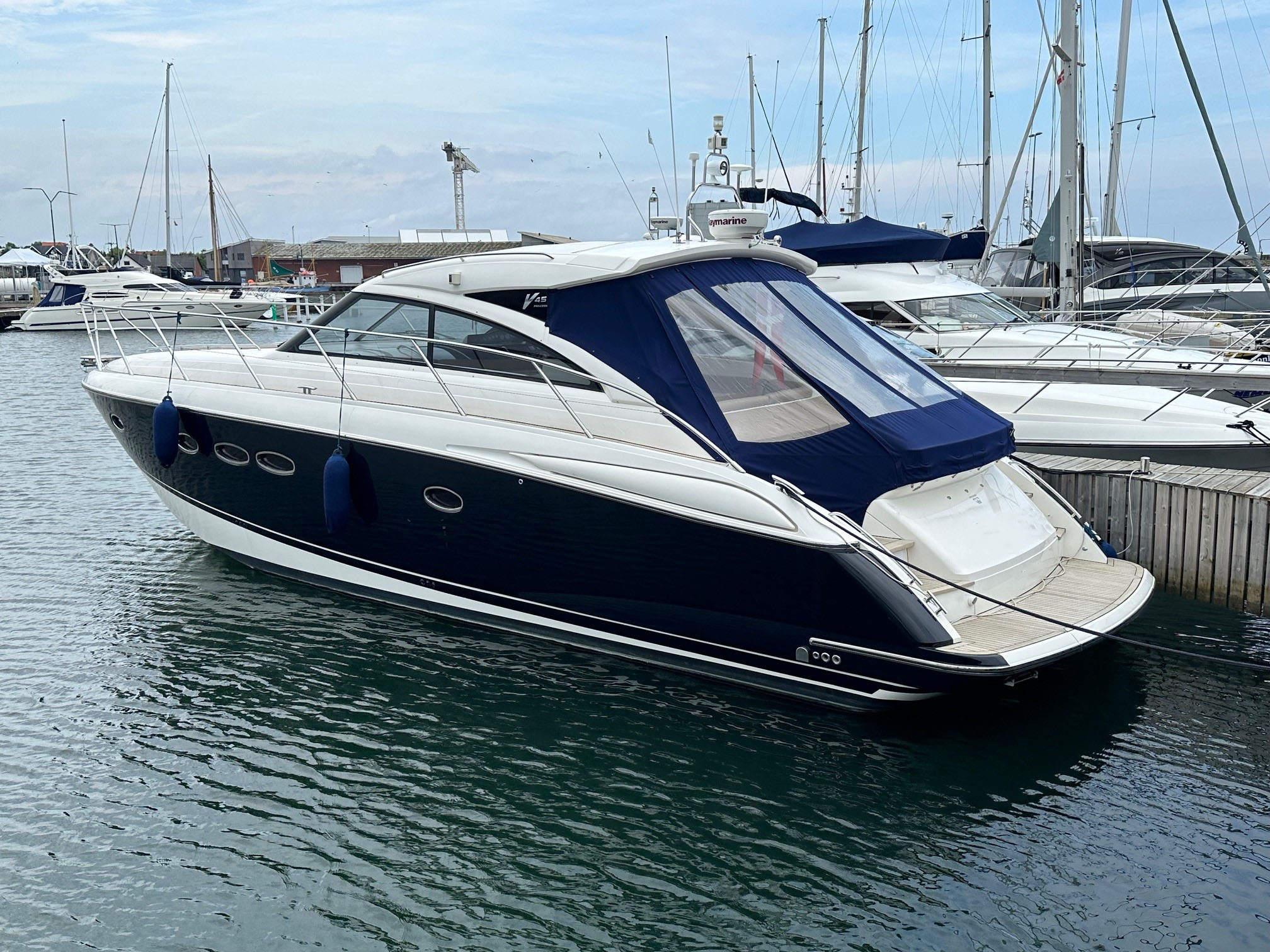 Princess V45